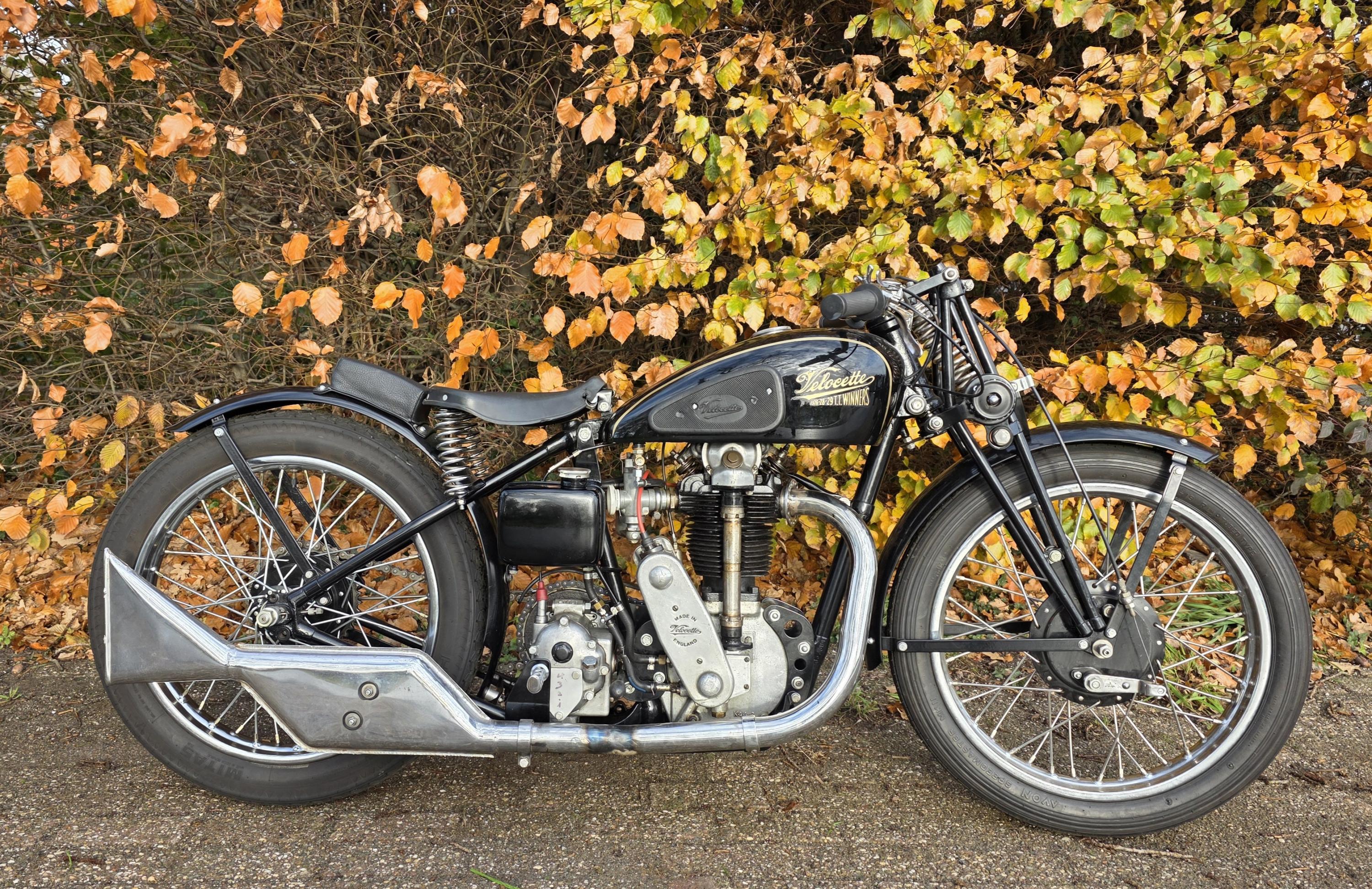 Velocette 1933 KSS MK1 with KCR OHC racing engine | Dutch Lion Motorbikes